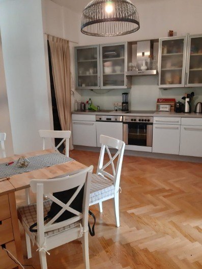 18 m2 Zimmer (Altbau) in gemütlicher 2er WG Graz 1. Bez. Innere Stadt ... 18 m2 Zimmer (Altbau) in gemütlicher 2er WG Graz 1. Bez. Innere Stadt ...